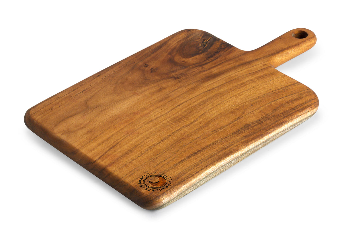 Roscoe- medium cutting and serving board with handle – Bondi Bread Boards